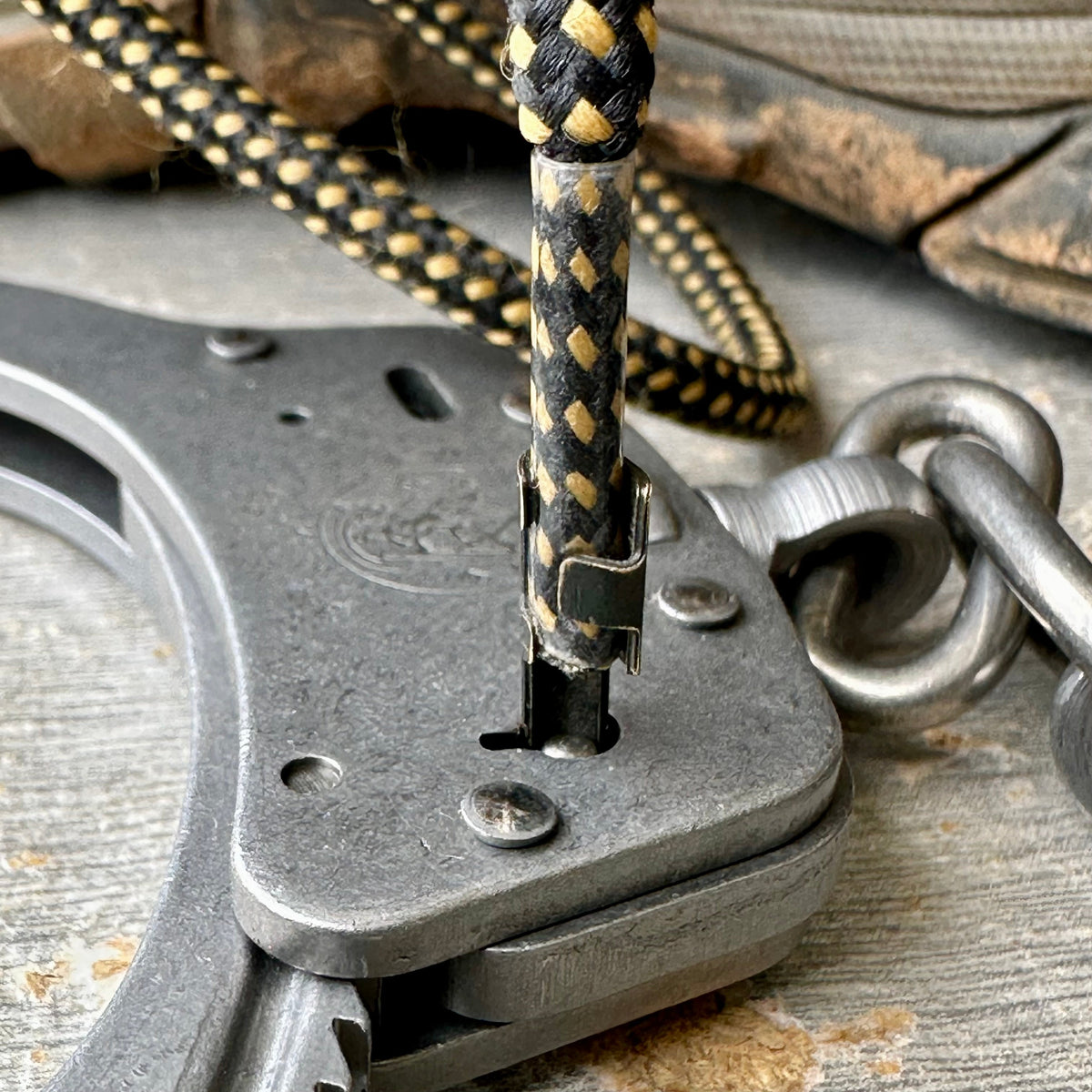 Boot Lace Covert Handcuff Key ...